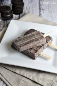 Cookies and Cream Popsicles