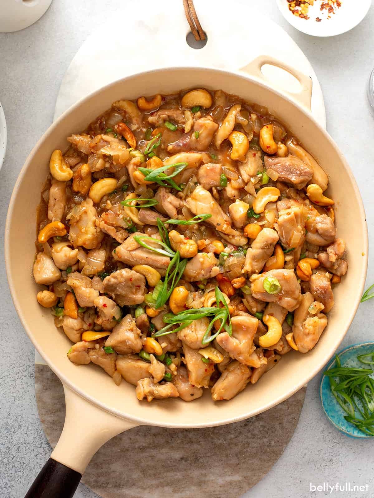 Easy Cashew Chicken Recipe - Belly Full