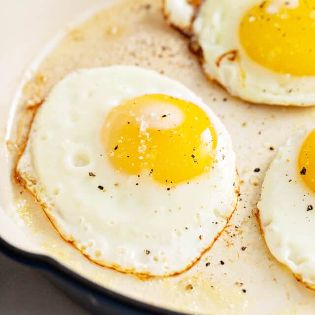 How to Fry an Egg {perfect fried eggs, 5 ways!} - Belly Full