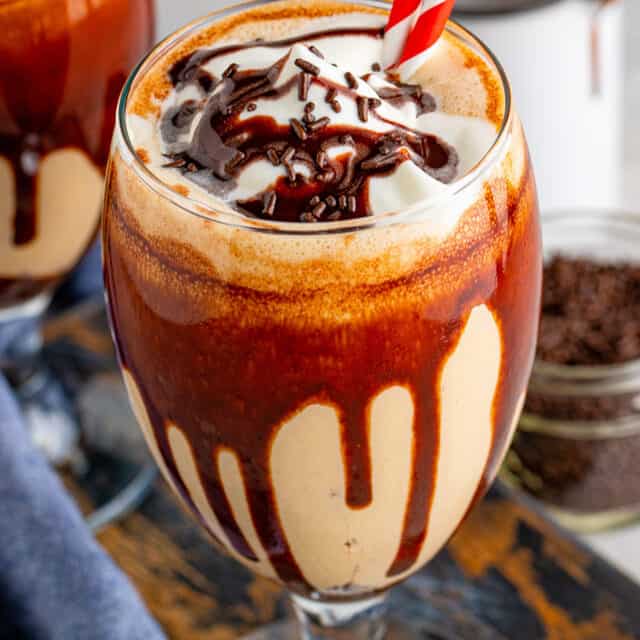 Frozen Mudslide {best grown-up milkshake!} - Belly Full