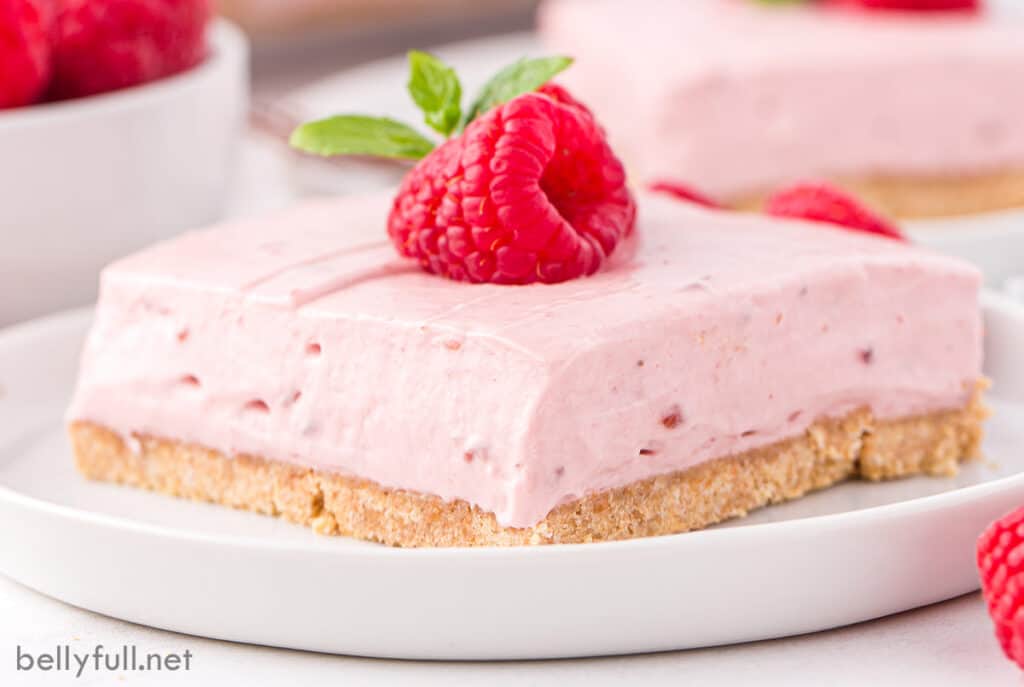 Raspberry Cheesecake Bars {easy and no bake!} - Belly Full