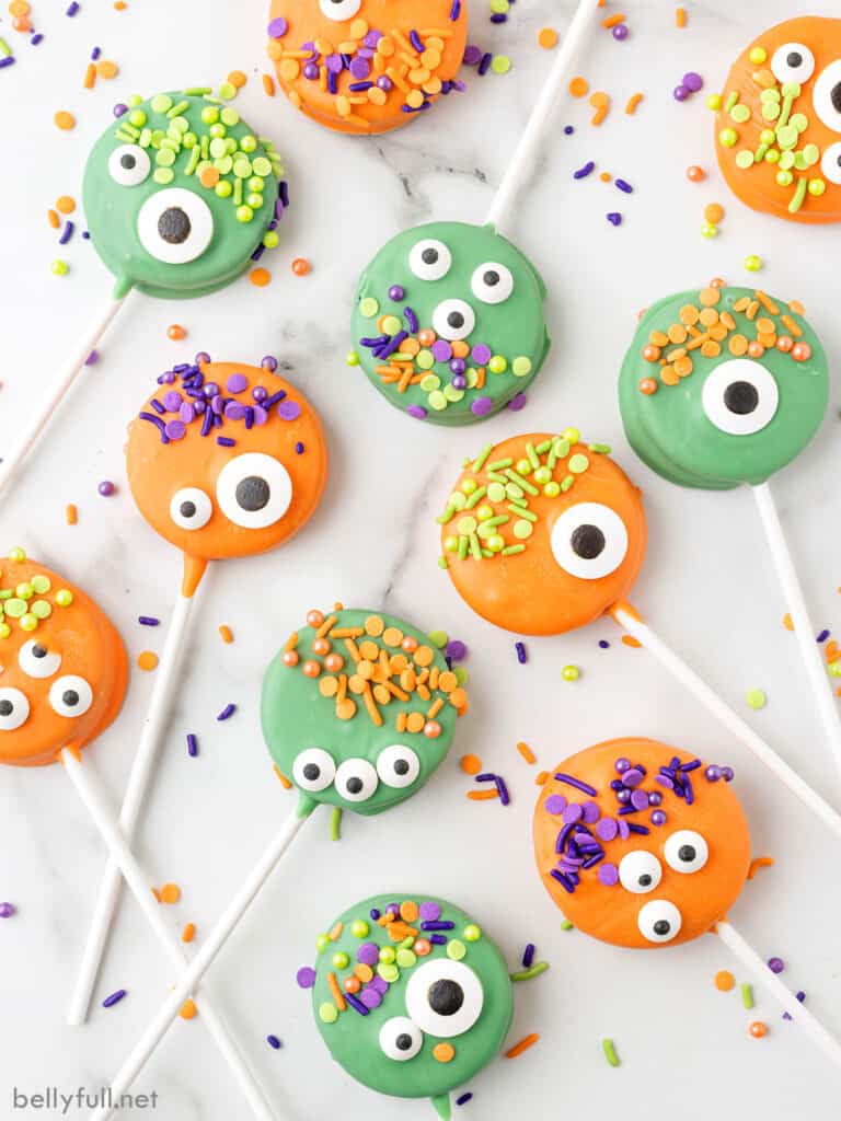 Monster Pops {Halloween Chocolate Covered Oreos} - Belly Full