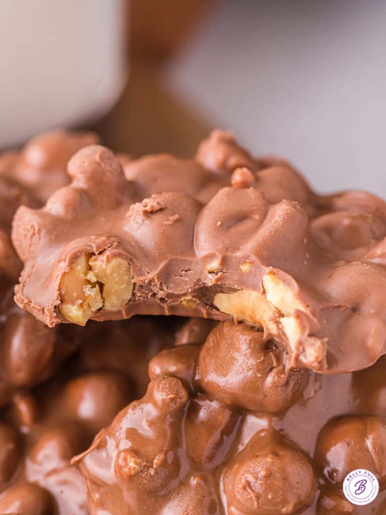 Crockpot Candy: 5 Ingredients, Zero Fuss, Holiday Magic!