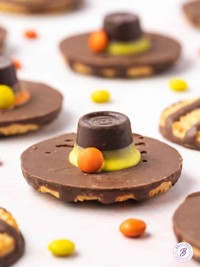Pilgrim Hat Cookies {No Bake, 4 Ingredients} - Belly Full