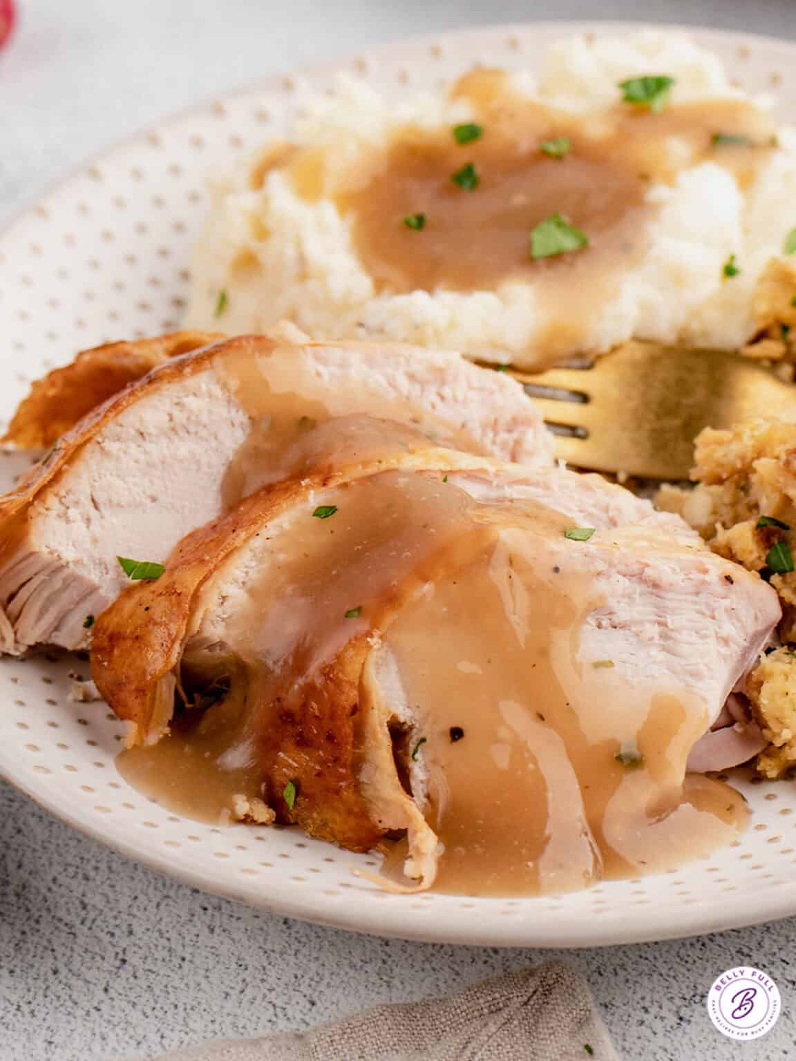Easy Turkey Gravy {From Drippings} - Belly Full