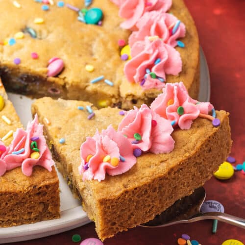 Chocolate Eclair Cake (No Bake, 5 Ingredients) - Belly Full