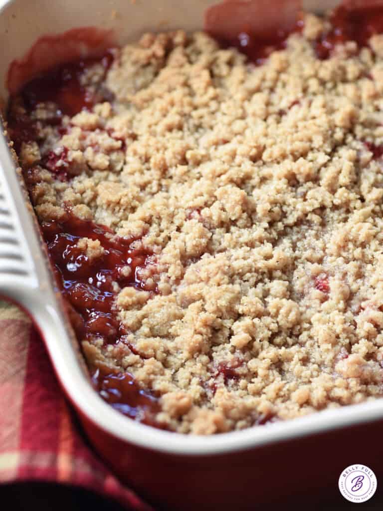 Strawberry Rhubarb Crumble Recipe - Belly Full