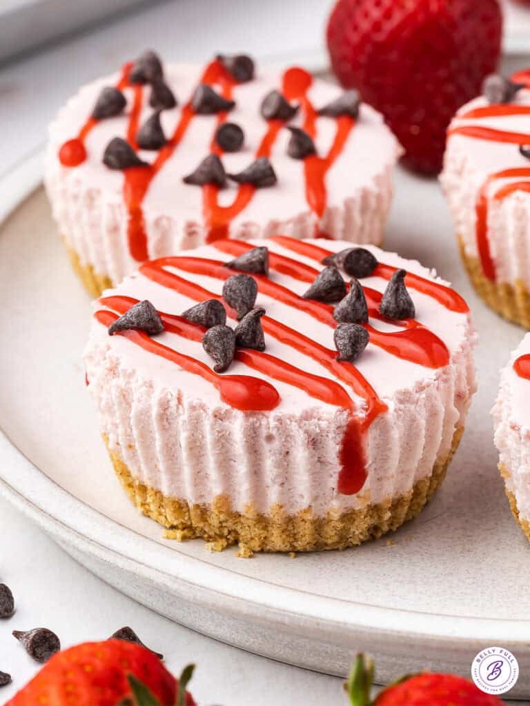 No Bake Mini Strawberry Cheesecakes l Belly Full