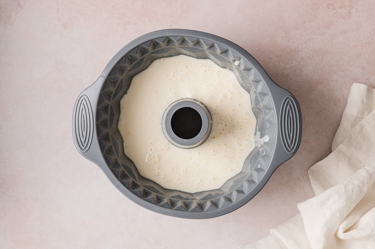 Snowy Raspberry Jello Mold l Belly Full